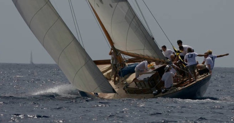 The Blue Peter.1 - Classic Sailboats