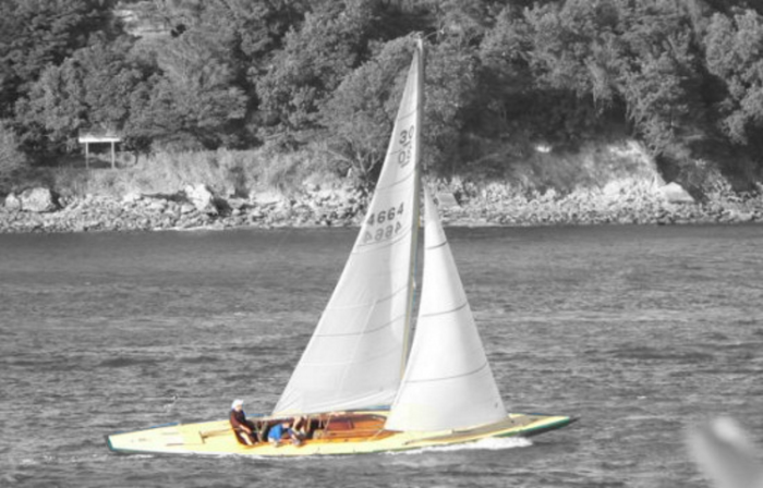 Tore Holm (SK 30) FAGEL GRIP - Classic Sailboats