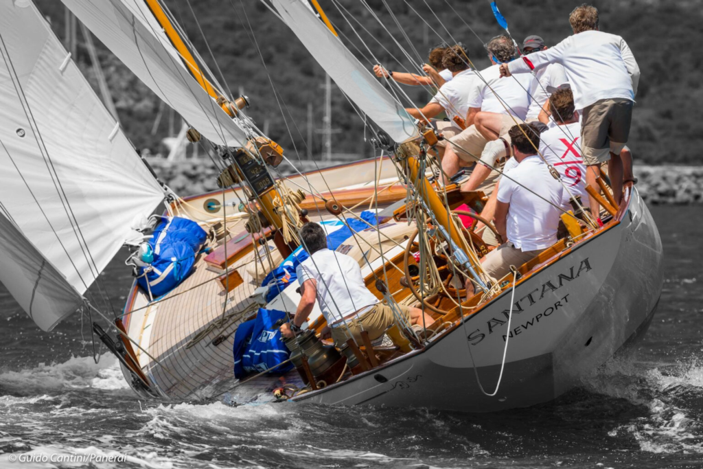 Sparkman & Stephens SANTANA - Classic Sailboats